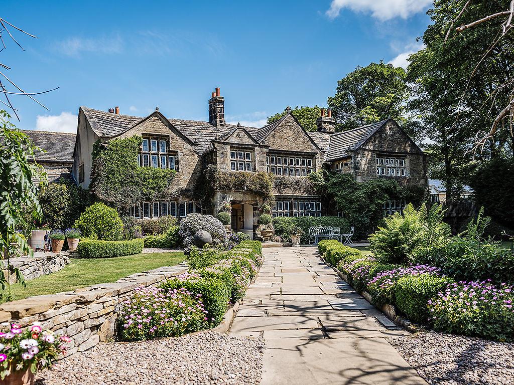 Holdsworth House Hotel in Yorkshire and Halifax : Luxury Hotel Breaks ...